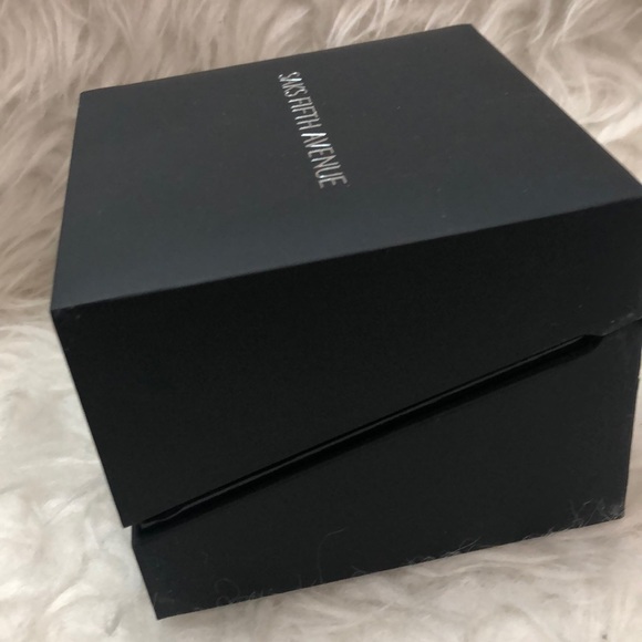 Saks Fifth Avenue | Accessories | Saks Fifth Avenue Watch Box | Poshmark